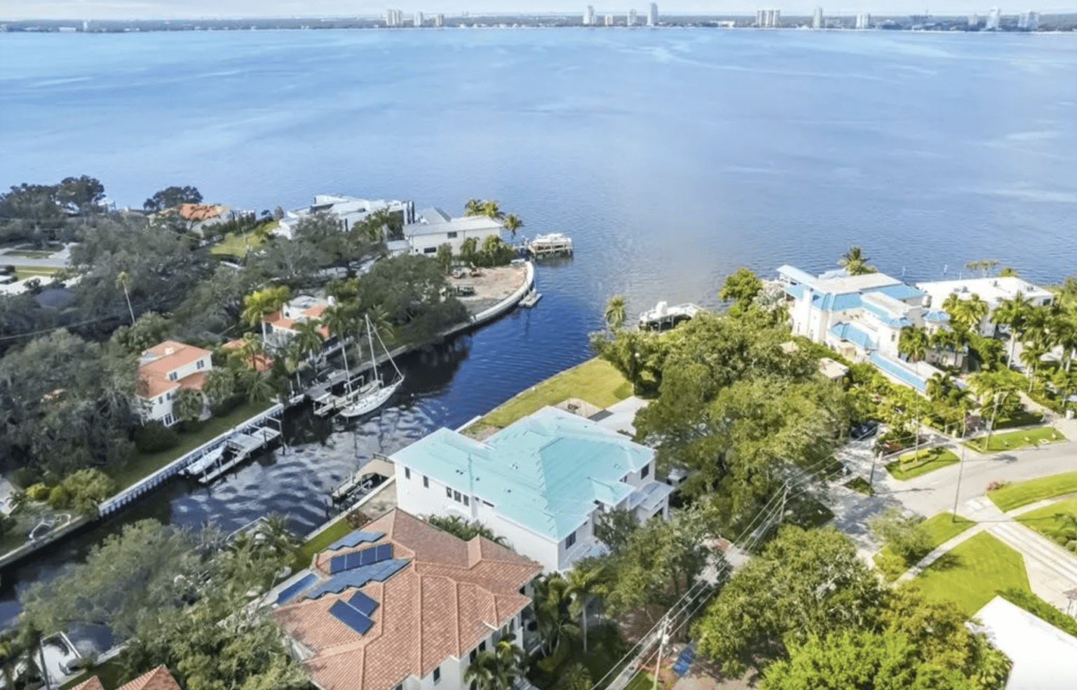 New Construction: Waterfront Davis Island Home - Registry Tampa Bay