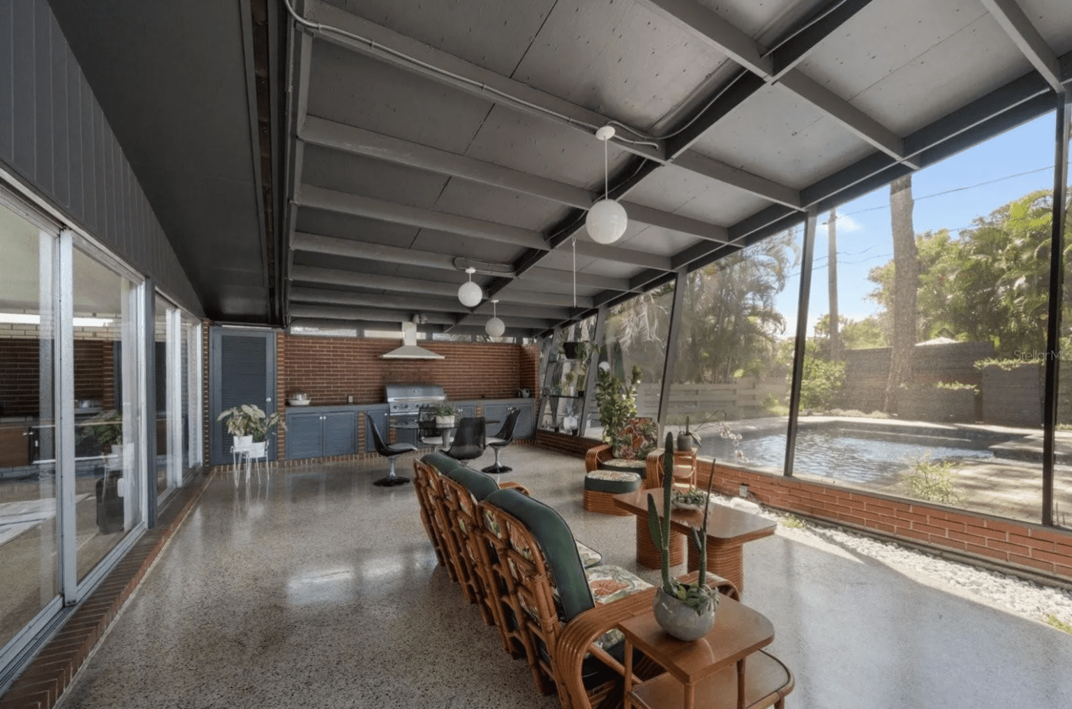 Mid-Century Modern Historic Home - Registry Tampa Bay